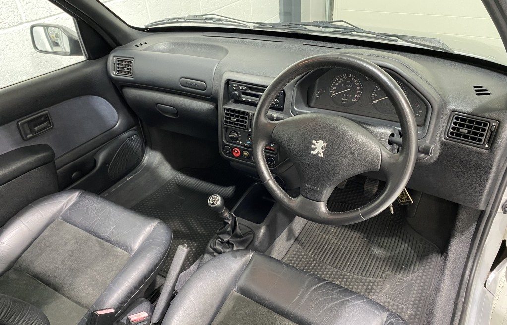 Peugeot 106 Interior